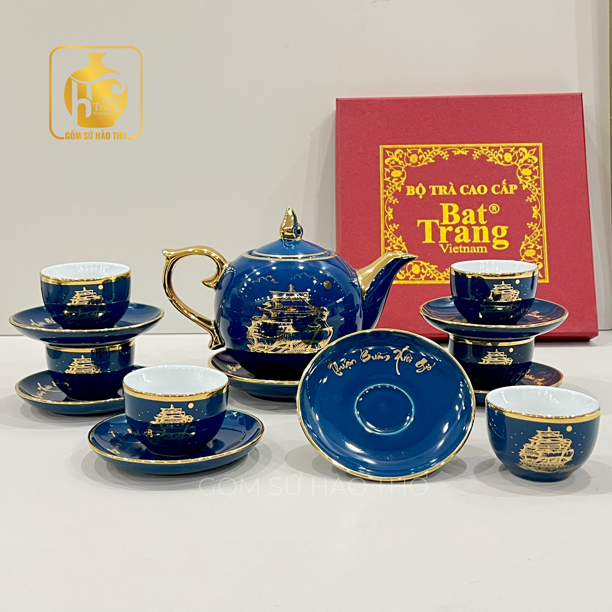 Ấm chén màu Bát Tràng